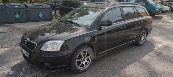 Toyota Avensis 2004 Viļņa, ar dzinēja tilpumu 2.00 L un nobraukumu 401 tūkst. km par 700 €, foto 2 vietnē AUTOMOTO.COM.LV