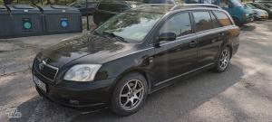 Toyota Avensis 2004 in Vilnius, with an engine capacity of 2.00 L and mileage of 401 thousand km for 700 €, photo 3 on AUTOMOTO.COM.LV
