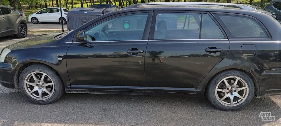 Toyota Avensis 2004 in Vilnius, with an engine capacity of 2.00 L and mileage of 401 thousand km for 700 €, photo 5 on AUTOMOTO.COM.LV
