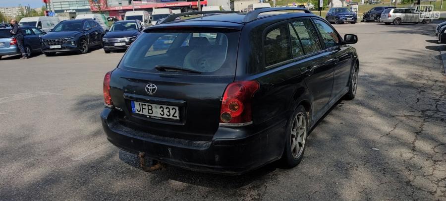 Toyota Avensis 2004 in Vilnius, with an engine capacity of 2.00 L and mileage of 401 thousand km for 700 €, photo 9 on AUTOMOTO.COM.LV