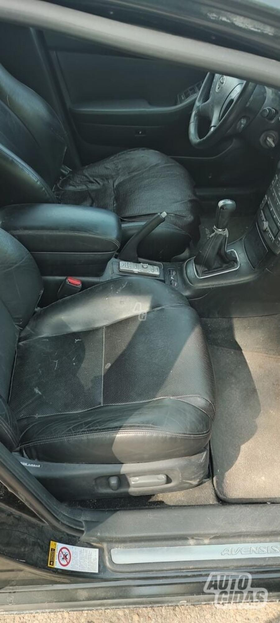 Toyota Avensis 2004 in Vilnius, with an engine capacity of 2.00 L and mileage of 401 thousand km for 700 €, photo 10 on AUTOMOTO.COM.LV