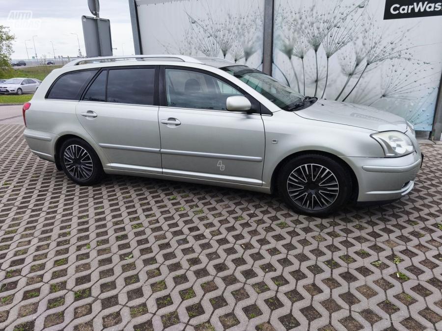 Toyota Avensis 2004 in Kaunas, with an engine capacity of 2.00 L and mileage of 346 thousand km for 750 €, photo 5 on AUTOMOTO.COM.LV