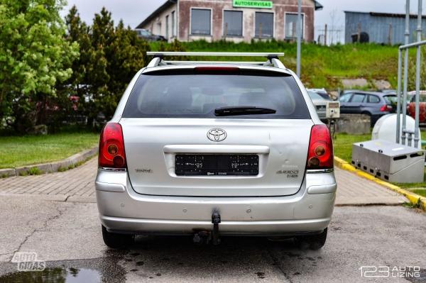 Toyota Avensis 2004 in Kretinga, with an engine capacity of 2.00 L and mileage of 294 thousand km for 1999 €, photo 8 on AUTOMOTO.COM.LV