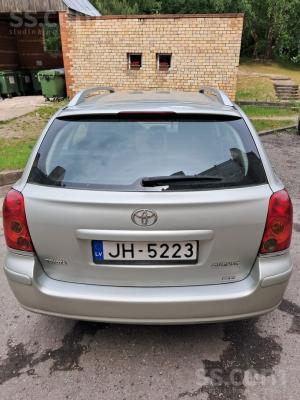 Тойота Авенсис 2004 в Рига, объемом двигателя 2.00 л и пробегом 241 тыс. км за 2100 €, фото 3 на AUTOMOTO.COM.LV