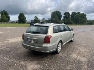 Toyota Avensis 2004 in Mazeikiai, with an engine capacity of 2.00 L and mileage of 395 thousand km for 1200 €, photo 6 on AUTOMOTO.COM.LV