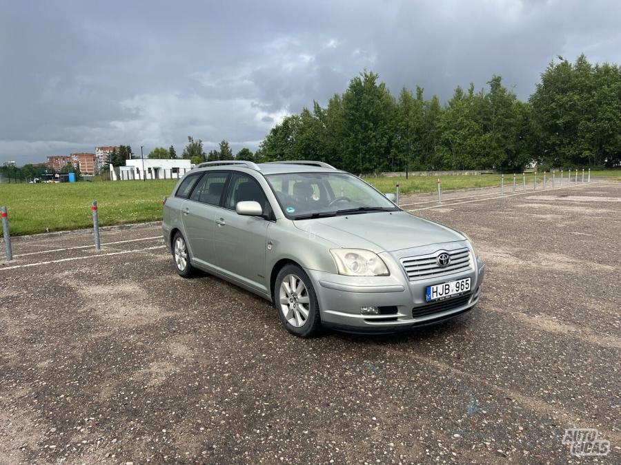 Toyota Avensis 2004 in Mazeikiai, with an engine capacity of 2.00 L and mileage of 395 thousand km for 1200 €, photo 8 on AUTOMOTO.COM.LV