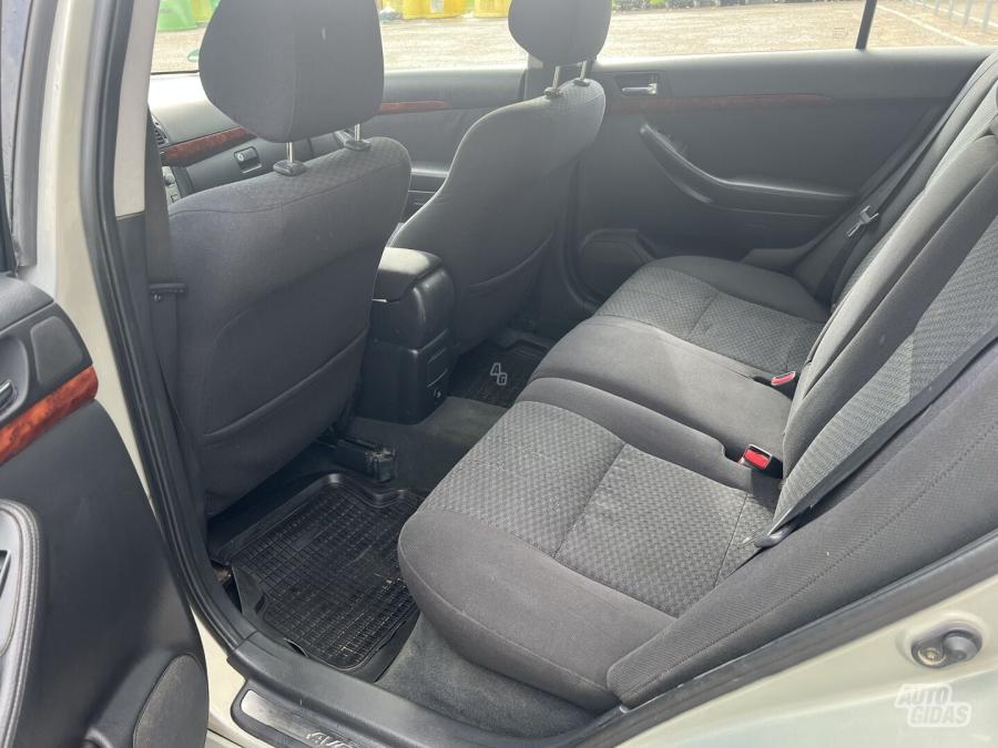 Toyota Avensis 2004 in Mazeikiai, with an engine capacity of 2.00 L and mileage of 395 thousand km for 1200 €, photo 12 on AUTOMOTO.COM.LV