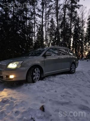 Тойота Авенсис 2004 в Елгава, объемом двигателя 2.00 л и пробегом 361 тыс. км за 2800 €, фото 3 на AUTOMOTO.COM.LV