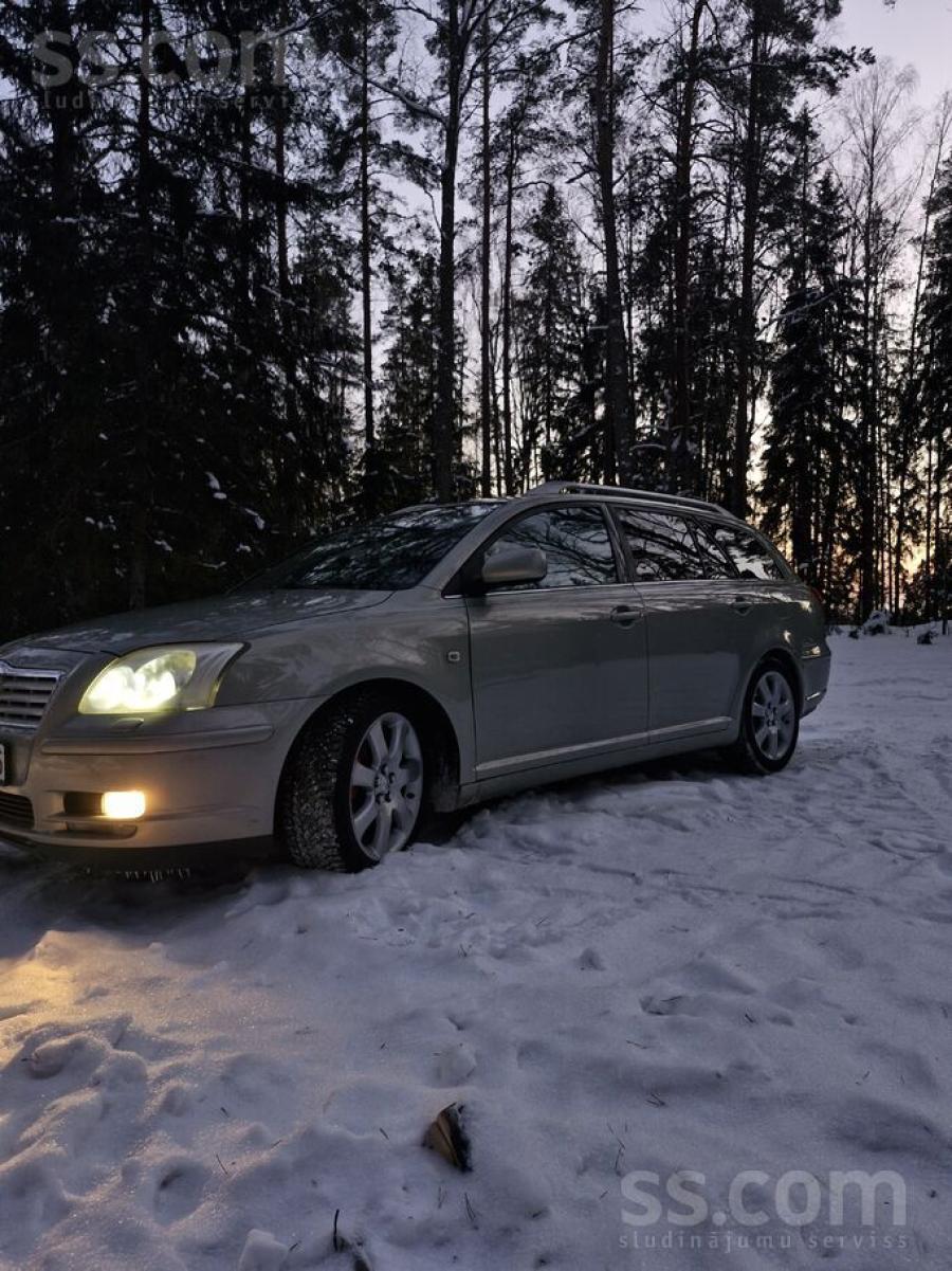 Тойота Авенсис 2004 в Елгава, объемом двигателя 2.00 л и пробегом 361 тыс. км за 2800 €, фото 3 на AUTOMOTO.COM.LV