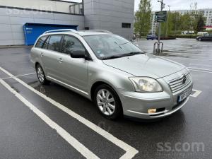 Toyota Avensis 2004 Rīga, ar dzinēja tilpumu 1.80 L un nobraukumu 435 tūkst. km par 2200 €, foto  vietnē AUTOMOTO.COM.LV