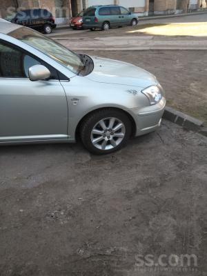 Toyota Avensis 2004 Rīga, ar dzinēja tilpumu 2.00 L un nobraukumu 241 tūkst. km par 1800 €, foto 7 vietnē AUTOMOTO.COM.LV