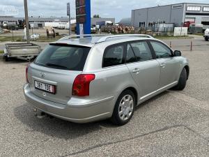 Toyota Avensis 2004 in Marijampole, with an engine capacity of 2.00 L and mileage of 200 thousand km for 1500 €, photo 8 on AUTOMOTO.COM.LV
