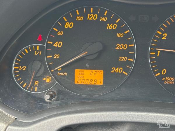 Toyota Avensis 2004 Marijampole, ar dzinēja tilpumu 2.00 L un nobraukumu 200 tūkst. km par 1500 €, foto 9 vietnē AUTOMOTO.COM.LV