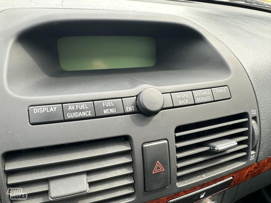 Toyota Avensis 2004 in Marijampole, with an engine capacity of 2.00 L and mileage of 200 thousand km for 1500 €, photo 12 on AUTOMOTO.COM.LV