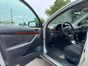 Toyota Avensis 2004 in Marijampole, with an engine capacity of 2.00 L and mileage of 200 thousand km for 1500 €, photo 19 on AUTOMOTO.COM.LV