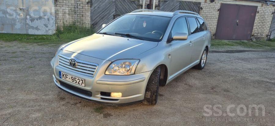 Toyota Avensis 2004 in Jekabpils, with an engine capacity of 2.00 L and mileage of 377 thousand km for 1650 €, photo 5 on AUTOMOTO.COM.LV