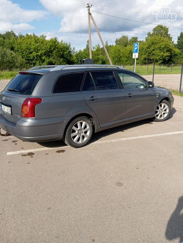 Toyota Avensis 2004 Zarasai, ar dzinēja tilpumu 2.00 L un nobraukumu 380 tūkst. km par 1200 €, foto 3 vietnē AUTOMOTO.COM.LV