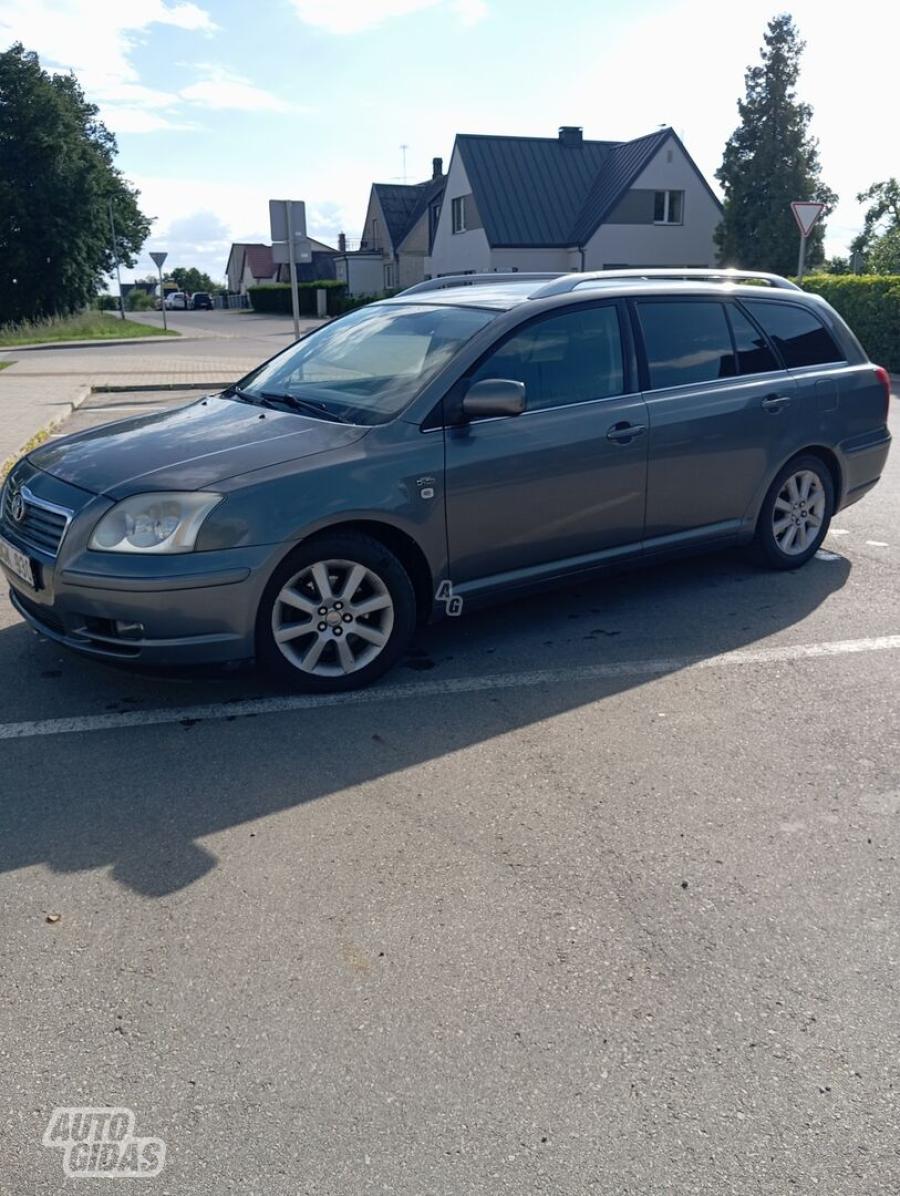 Toyota Avensis 2004 Zarasai, ar dzinēja tilpumu 2.00 L un nobraukumu 380 tūkst. km par 1200 €, foto 3 vietnē AUTOMOTO.COM.LV