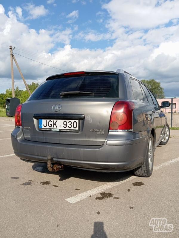 Toyota Avensis 2004 in Zarasai, with an engine capacity of 2.00 L and mileage of 380 thousand km for 1200 €, photo 4 on AUTOMOTO.COM.LV