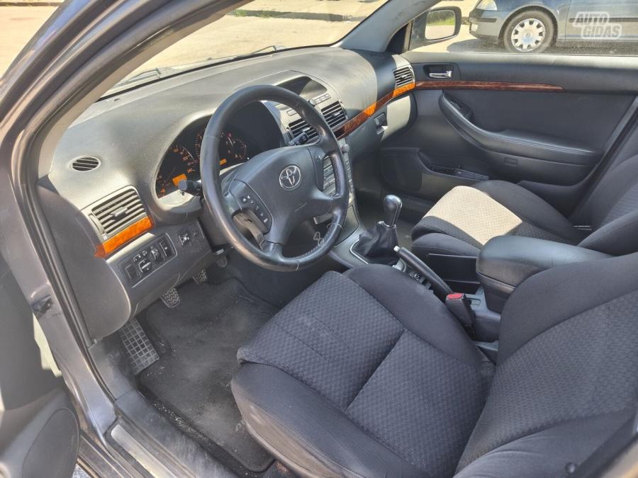 Toyota Avensis 2004 Ignalina, ar dzinēja tilpumu 1.80 L un nobraukumu 251 tūkst. km par 1100 €, foto 6 vietnē AUTOMOTO.COM.LV