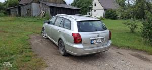 Toyota Avensis 2004 in Varena, with an engine capacity of 2.00 L and mileage of 400 thousand km for 475 €, photo 7 on AUTOMOTO.COM.LV