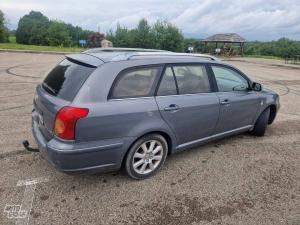 Тойота Авенсис 2004 в Игналина, объемом двигателя 2.00 л и пробегом 363 тыс. км за 850 €, фото 5 на AUTOMOTO.COM.LV