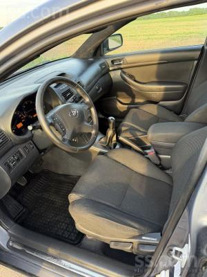Toyota Avensis 2004 in Saldus, with an engine capacity of 2.00 L and mileage of 336 thousand km for 1500 €, photo 5 on AUTOMOTO.COM.LV