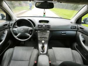 Toyota Avensis 2004 in Jonava, with an engine capacity of 2.00 L and mileage of 491 thousand km for 750 €, photo 26 on AUTOMOTO.COM.LV