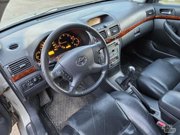 Тойота Авенсис 2004 в Пренай, объемом двигателя 2.00 л и пробегом 319 тыс. км за 900 €, фото 11 на AUTOMOTO.COM.LV