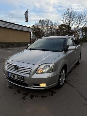 Toyota Avensis 2004 Joniškis, ar dzinēja tilpumu 2.00 L un nobraukumu 438 tūkst. km par 850 €, foto 4 vietnē AUTOMOTO.COM.LV