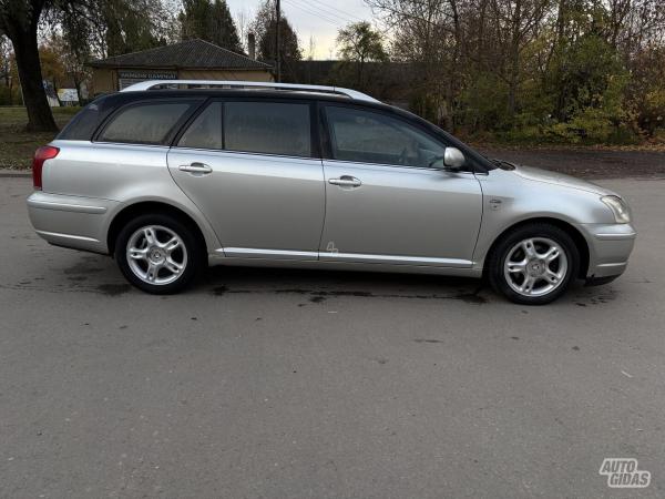 Toyota Avensis 2004 in Joniskis, with an engine capacity of 2.00 L and mileage of 438 thousand km for 850 €, photo 7 on AUTOMOTO.COM.LV