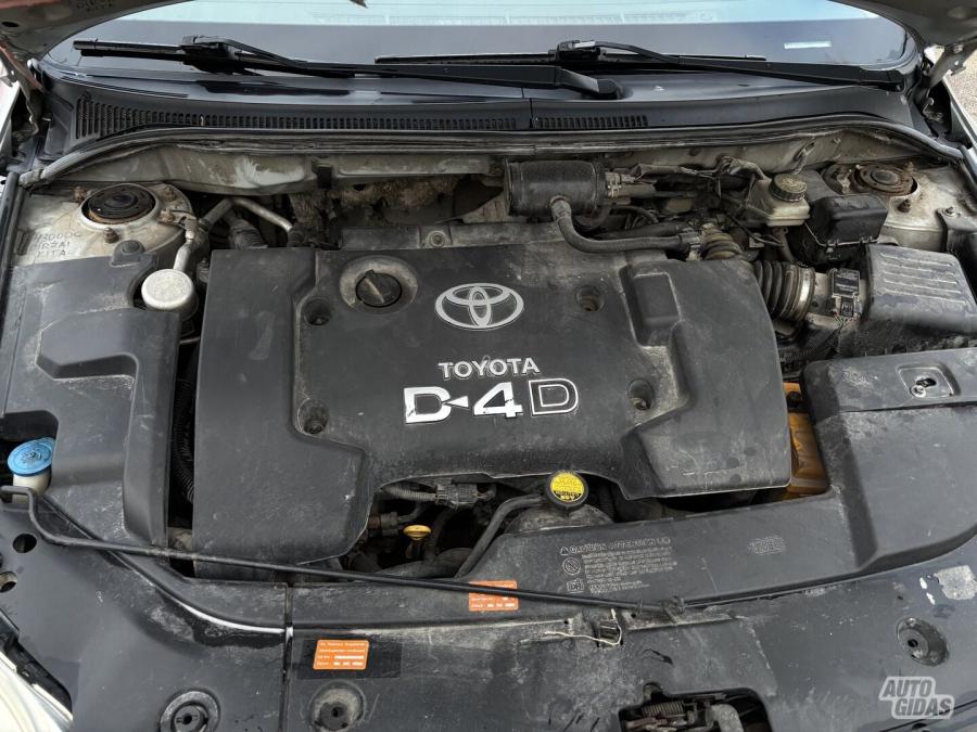 Toyota Avensis 2004 Joniškis, ar dzinēja tilpumu 2.00 L un nobraukumu 438 tūkst. km par 850 €, foto 18 vietnē AUTOMOTO.COM.LV