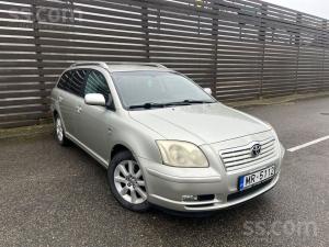 Toyota Avensis 2005 Rīga, ar dzinēja tilpumu 2.00 L un nobraukumu 321 tūkst. km par 1700 €, foto  vietnē AUTOMOTO.COM.LV