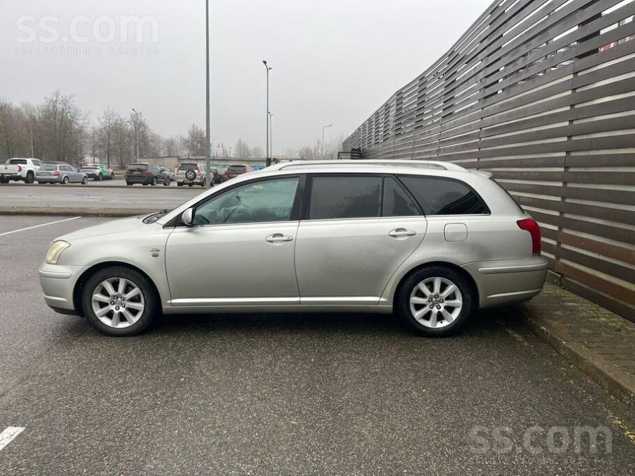 Toyota Avensis 2005 Rīga, ar dzinēja tilpumu 2.00 L un nobraukumu 321 tūkst. km par 1700 €, foto 3 vietnē AUTOMOTO.COM.LV