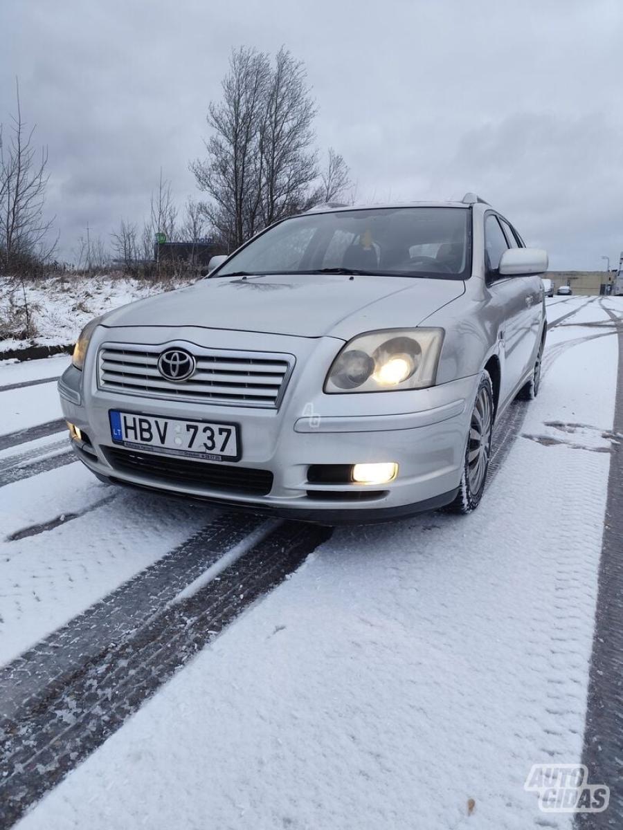Toyota Avensis 2005 in Vilnius, with an engine capacity of 2.00 L and mileage of 412 thousand km for 1350 €, photo 1 on AUTOMOTO.COM.LV