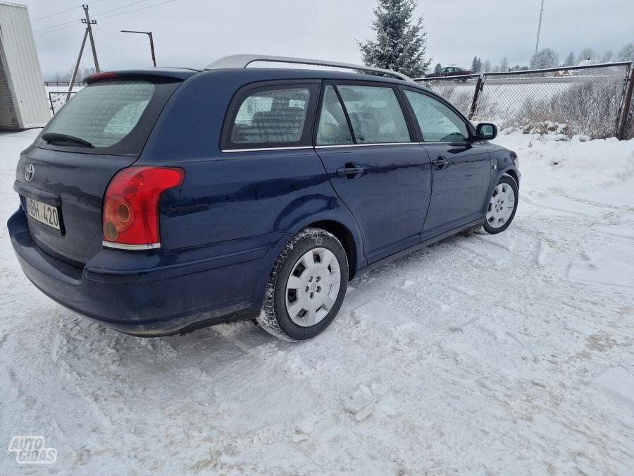 Toyota Avensis 2005 in Anyksciai, with an engine capacity of 2.00 L and mileage of 315 thousand km for 1760 €, photo 4 on AUTOMOTO.COM.LV