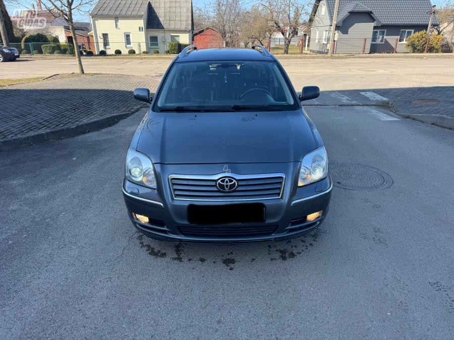 Toyota Avensis 2005 Šauļi, ar dzinēja tilpumu 2.20 L un nobraukumu 40 tūkst. km par 1450 €, foto 3 vietnē AUTOMOTO.COM.LV