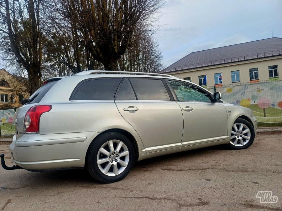 Toyota Avensis 2005 in Kaunas, with an engine capacity of 2.00 L and mileage of 322 thousand km for 1950 €, photo 5 on AUTOMOTO.COM.LV
