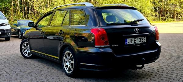 Toyota Avensis 2005 in Vilnius, with an engine capacity of 2.00 L and mileage of 400 thousand km for 1500 €, photo 3 on AUTOMOTO.COM.LV