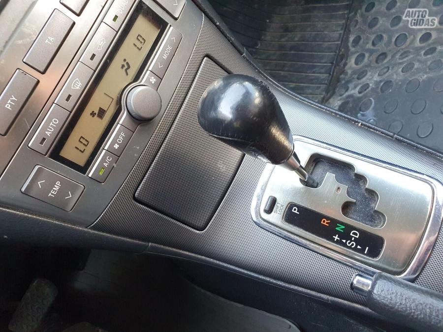 Тойота Авенсис 2005 в Шяуляй, объемом двигателя 2.00 л и пробегом 337 тыс. км за 2200 €, фото 16 на AUTOMOTO.COM.LV