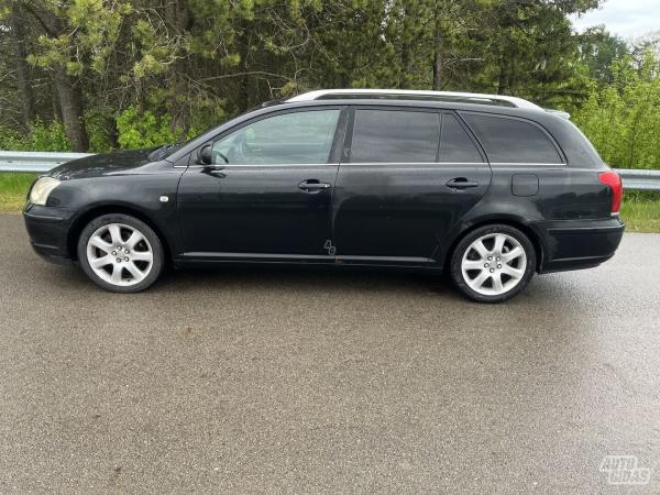 Toyota Avensis 2005 in Raseiniai, with an engine capacity of 2.00 L and mileage of 464 thousand km for 930 €, photo 2 on AUTOMOTO.COM.LV