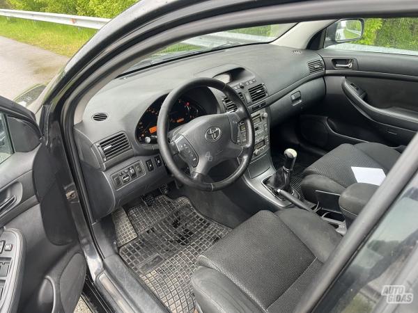 Toyota Avensis 2005 in Raseiniai, with an engine capacity of 2.00 L and mileage of 464 thousand km for 930 €, photo 7 on AUTOMOTO.COM.LV