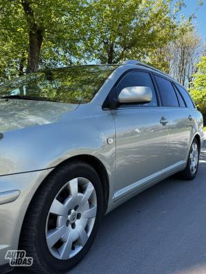 Toyota Avensis 2005 in Klaipeda, with an engine capacity of 2.00 L and mileage of 360 thousand km for 1300 €, photo 3 on AUTOMOTO.COM.LV