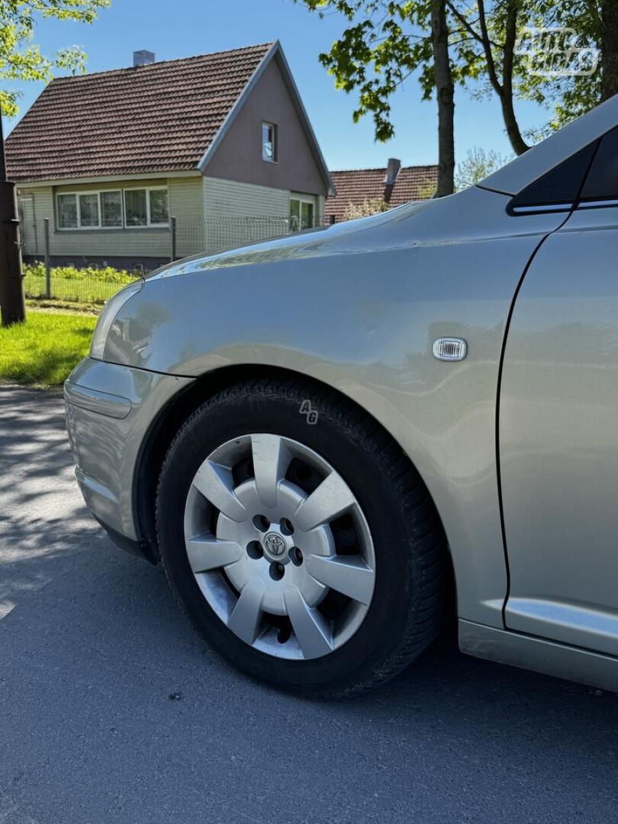 Toyota Avensis 2005 in Klaipeda, with an engine capacity of 2.00 L and mileage of 360 thousand km for 1300 €, photo 12 on AUTOMOTO.COM.LV