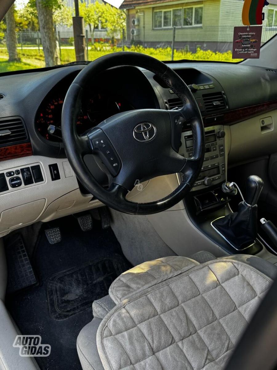Toyota Avensis 2005 in Klaipeda, with an engine capacity of 2.00 L and mileage of 360 thousand km for 1300 €, photo 14 on AUTOMOTO.COM.LV