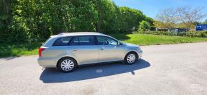Toyota Avensis 2005 in Klaipeda, with an engine capacity of 2.00 L and mileage of 326 thousand km for 950 €, photo  on AUTOMOTO.COM.LV