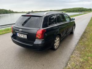 Toyota Avensis 2005 in Raseiniai, with an engine capacity of 2.00 L and mileage of 479 thousand km for 1350 €, photo 5 on AUTOMOTO.COM.LV