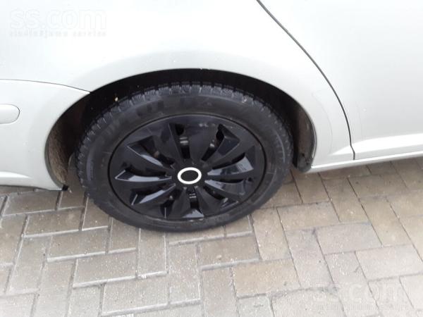 Тойота Авенсис 2005 в Резекне, объемом двигателя 2.00 л и пробегом 0 тыс. км за 2250 €, фото 4 на AUTOMOTO.COM.LV