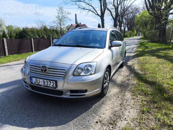 Тойота Авенсис 2005 в Валмиера, объемом двигателя 1.80 л и пробегом 290 тыс. км за 1900 €, фото 1 на AUTOMOTO.COM.LV