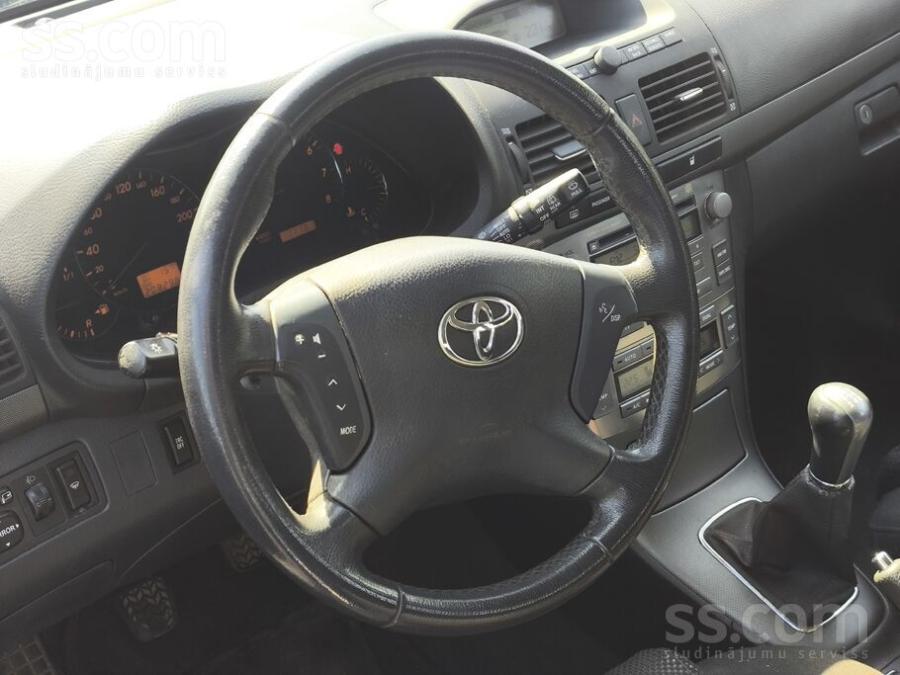 Тойота Авенсис 2005 в Валмиера, объемом двигателя 1.80 л и пробегом 290 тыс. км за 1900 €, фото 10 на AUTOMOTO.COM.LV